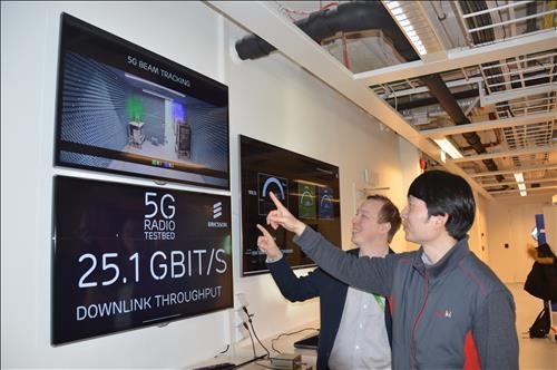 KT, 에릭슨과 세계 최초 25.3Gbps 무선통신 시연 | 연합뉴스