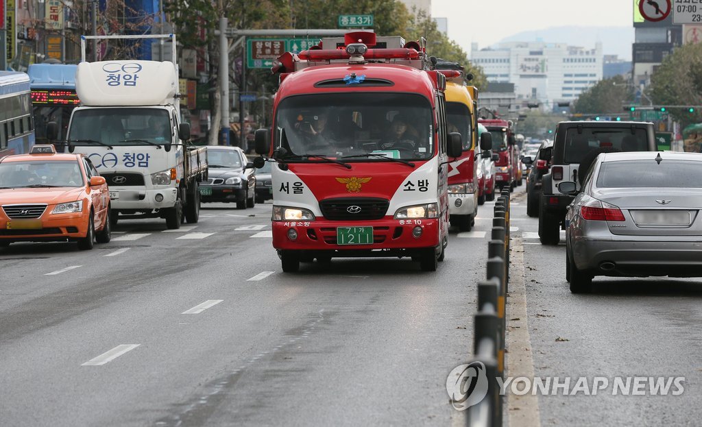서울 119구급대 하루 1천327회 출동…50대 환자 최다 | 연합뉴스