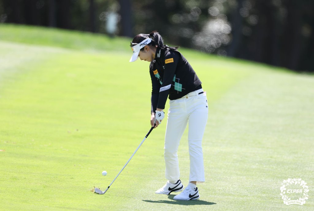 아이언샷 하는 이예원 | 연합뉴스