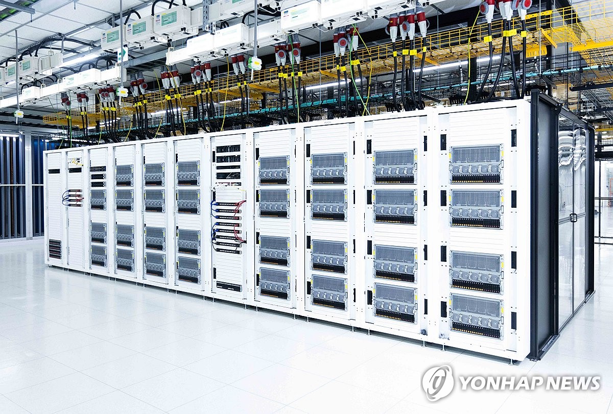 SKT, AI 클라우드 서비스 'GPUaaS' 본격 출시 | 연합뉴스