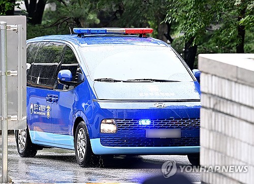 尹前大統領が逮捕適否審査に出席