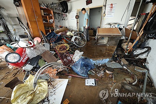 観測史上最大４２６ミリの大雨