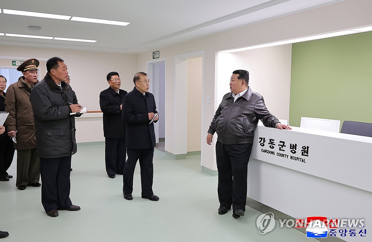 평양 외곽 강동군병원 9달만에 준공...김정은 참석 | 연합뉴스